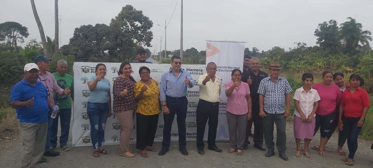 Obras FERUM llegan a sectores rurales de Jujan - CNEL EP